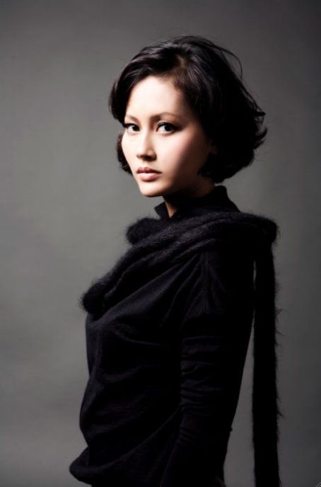 Do Thi Hai Yen Photos News And Videos Trivia And Quotes Famousfix
