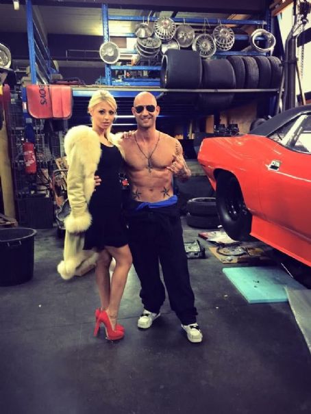 Chloe Lacourt Léa Dalla Riva And Mike Angelo Mickael Di Capua Are