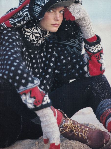 Stephanie Seymour Photos Stephanie Seymour Picture Gallery Famousfix